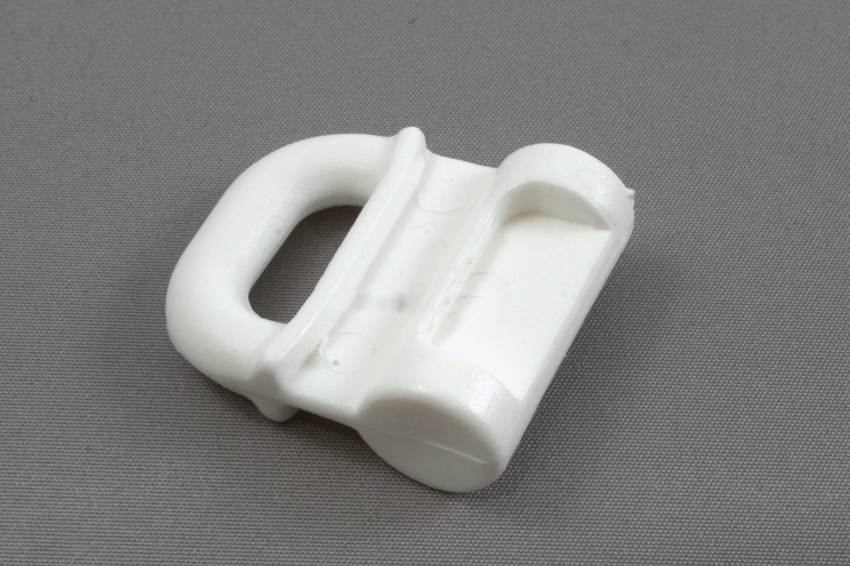 Low friction sail slide slug white plastic – 4Boats