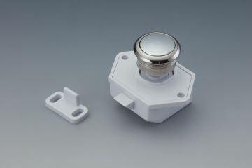 Round Pull to Open Latches – 4Boats